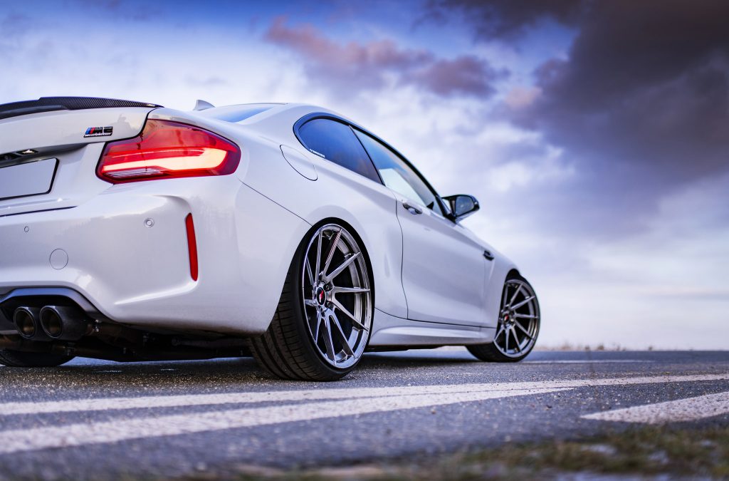 BMW M2 | Felgi JR36 Hyper Black - Blog firmowy