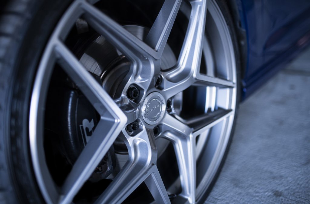 VW Golf mk7 R felgi Concaver Wheels CVR2 Brushed Titanium - Blog firmowy