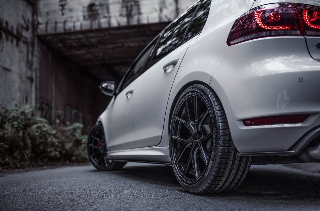 VW Golf MK6 GTI felgi SL01 Matt Black - Blog firmowy