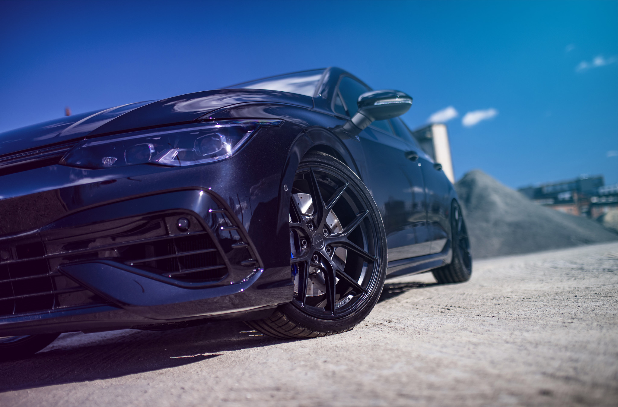 VW Golf MK8R felgi JR SL01 Black - Blog firmowy