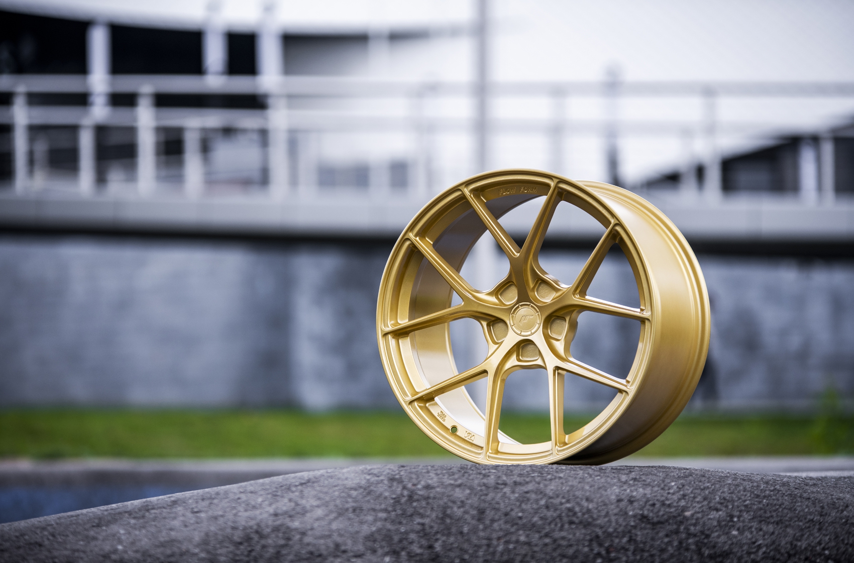 Felgi JR SL01 w kolorze złoty matt - Blog firmowy