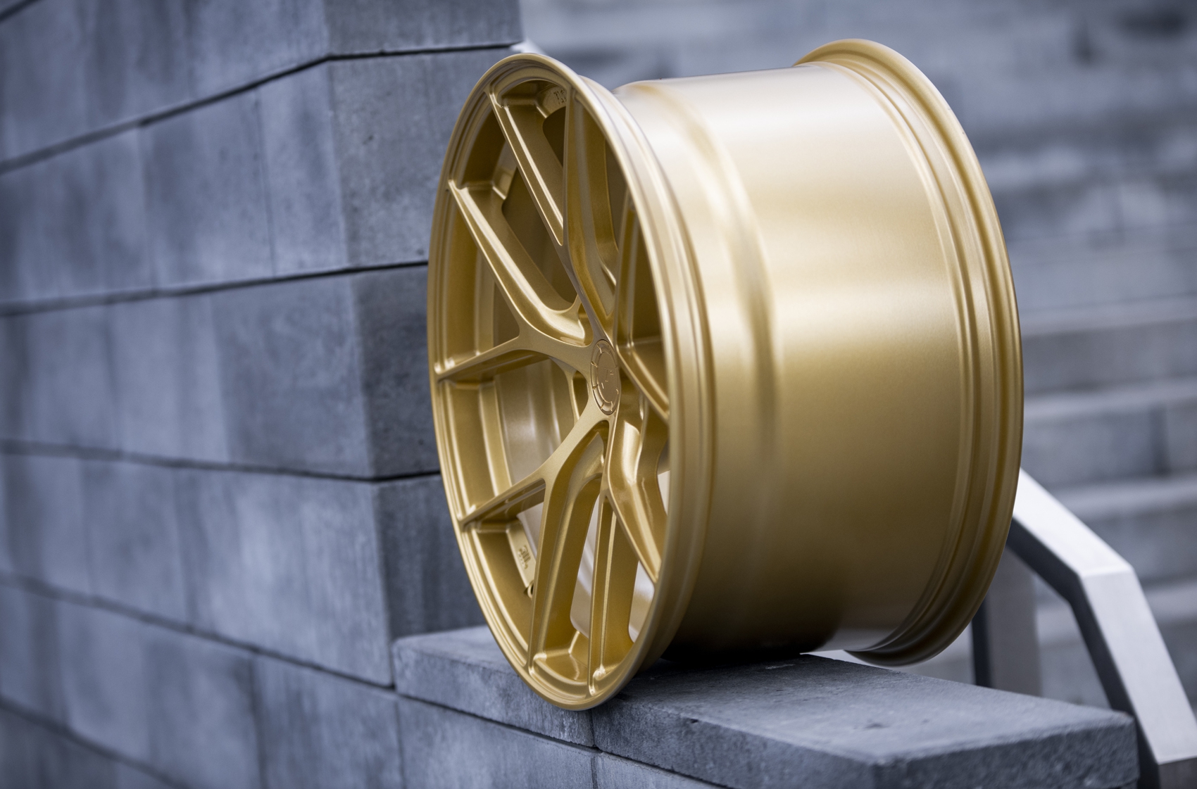 Felgi JR SL01 w kolorze złoty matt - Blog firmowy