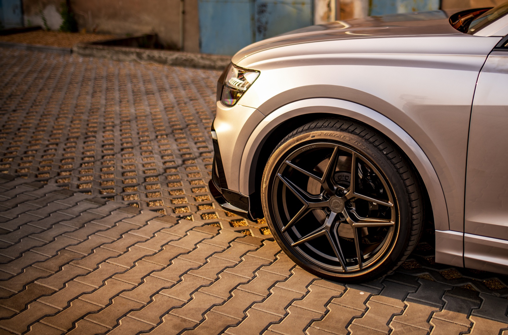 Audi Q8 / SQ8 / RSQ8 felgi Concaver CVR2 Carbon Graphite - Blog firmowy