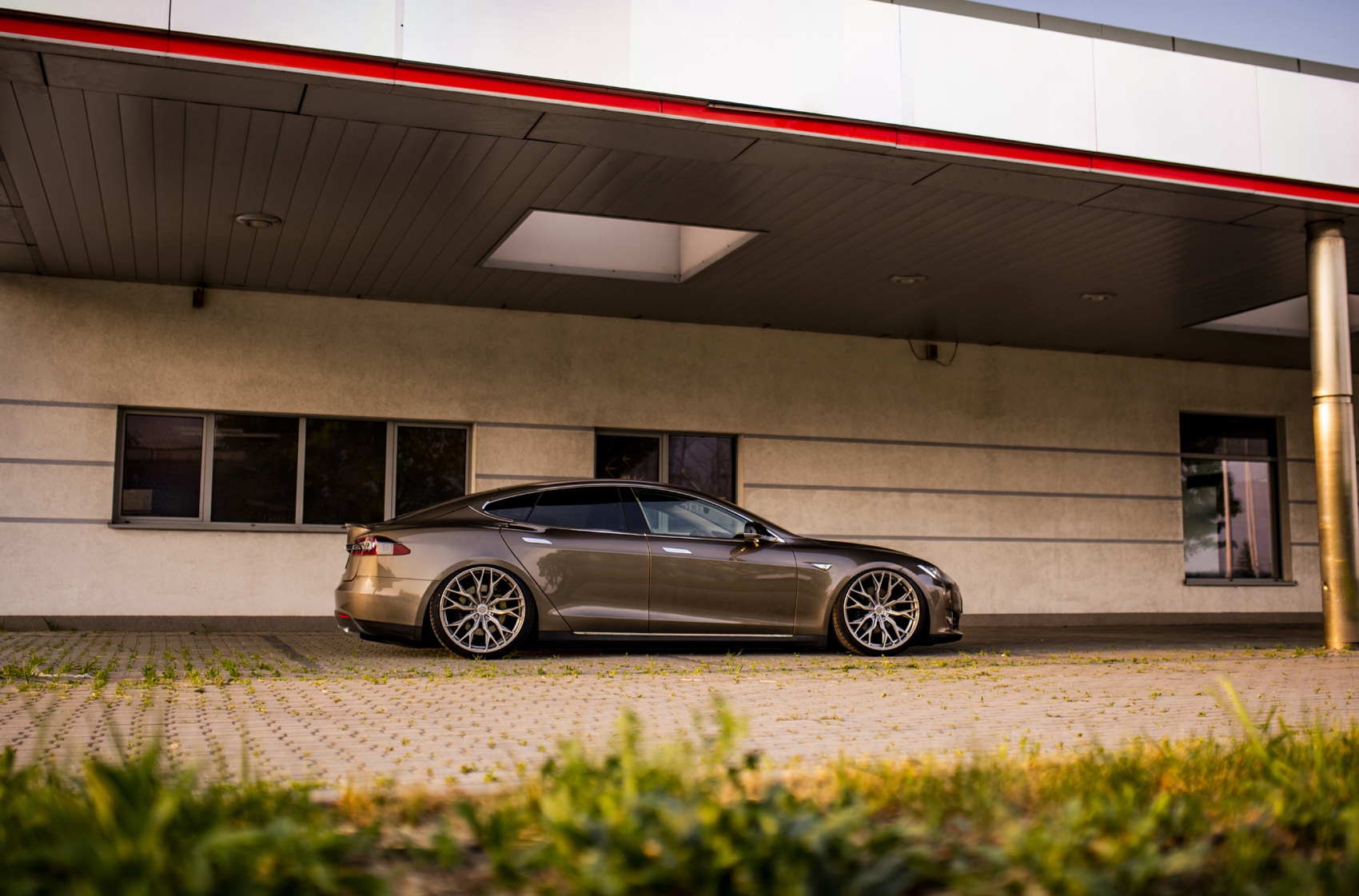 Tesla Model S felgi Concaver CVR1 Brushed Titanium - Blog firmowy