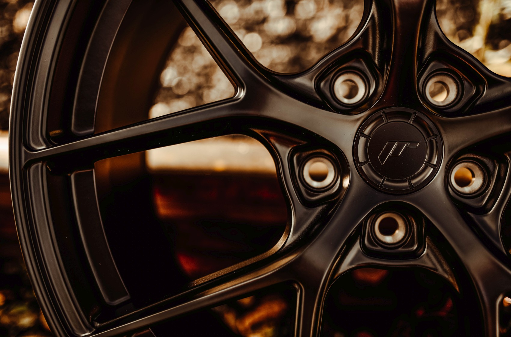 Super lekkie felgi JR Wheels SL01 Matt Black - Blog firmowy