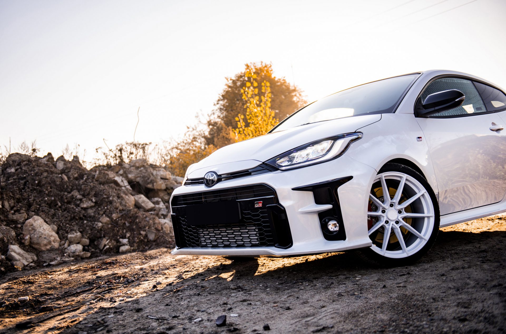 Toyota Yaris GR felgi SL02 White - Blog firmowy