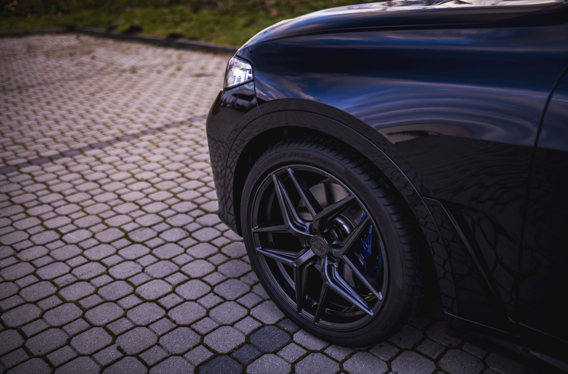 BMW X5 | Felgi Concaver Wheels CVR2 Gloss Graphite - Blog firmowy