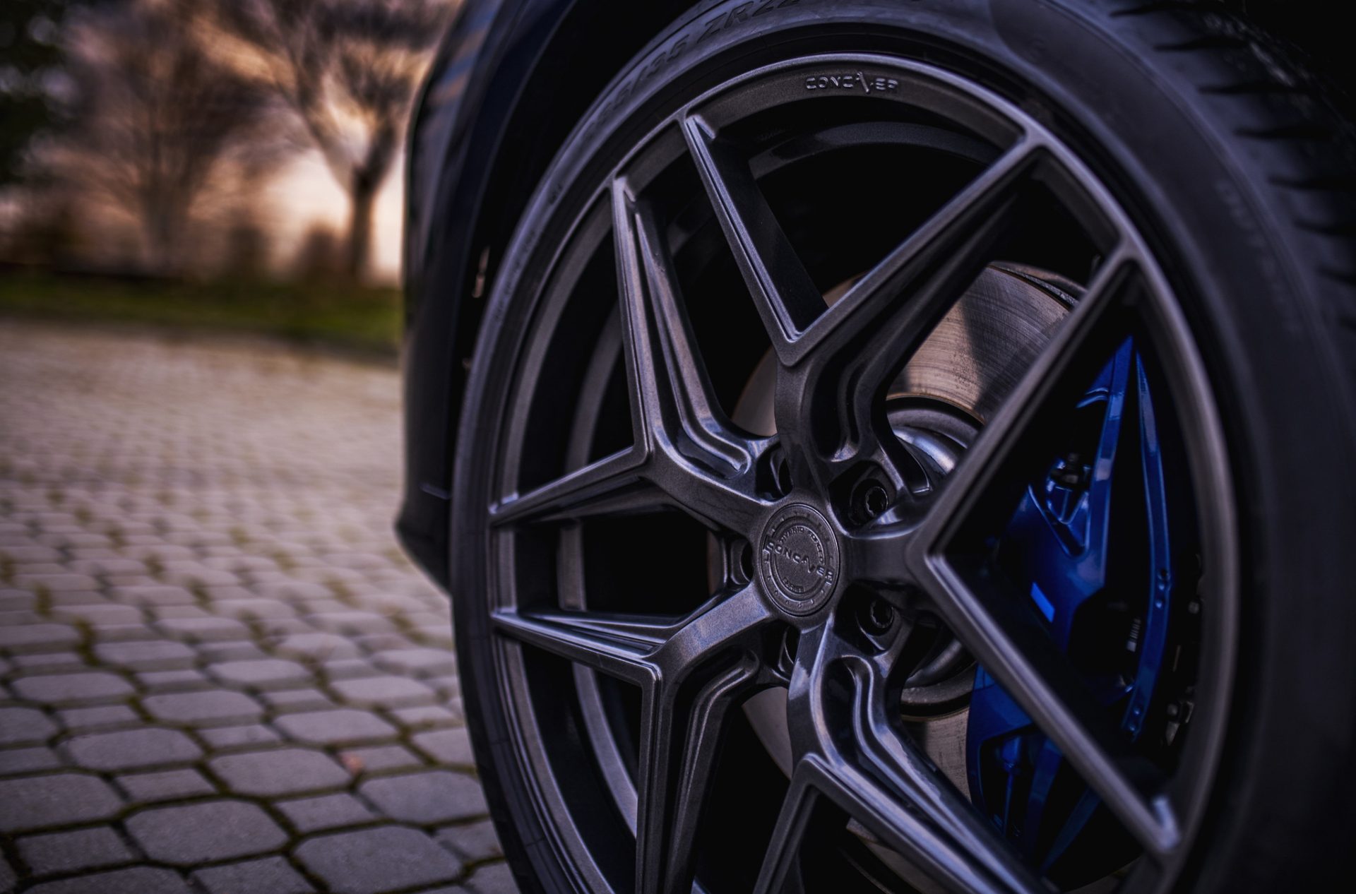 BMW X5 | Felgi Concaver Wheels CVR2 Gloss Graphite - Blog firmowy